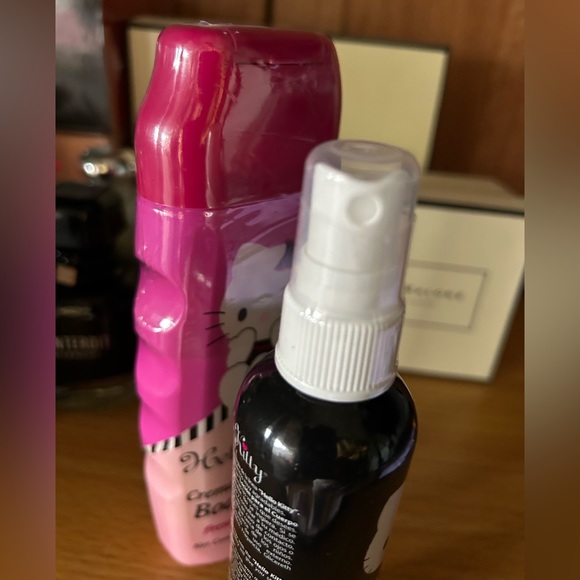 Hello Kitty | Other | Sealed Hello Kitty Body Splash Body Lotion Set ...